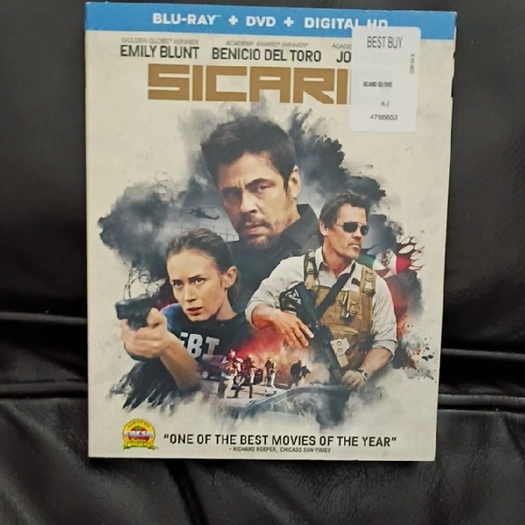 Media | Sicario Bluray Dvd Digital Hd | Poshmark